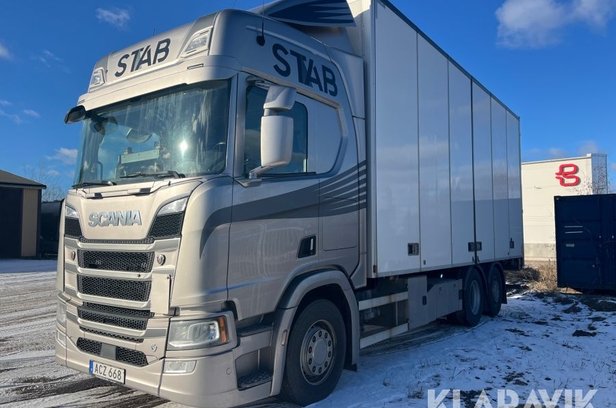 Skåplastbil Scania R520B6X2*4NB säljes i Hallstahammar | Blocket