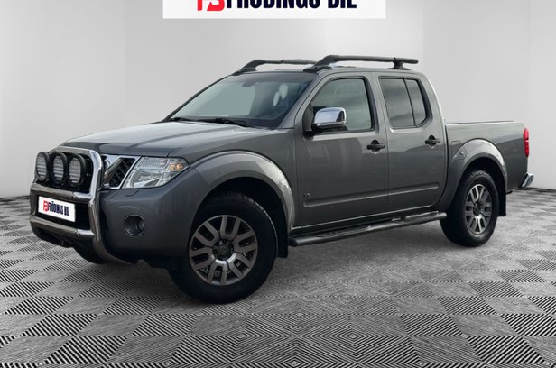 Nissan Navara Dubbelhytt 3.0 V6 4x4/Drag/Navi/Kamera/Takluck säljes i ...