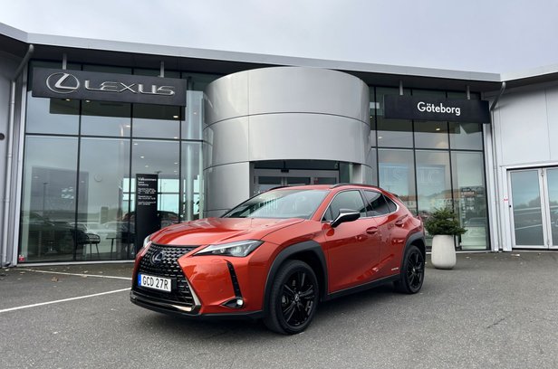 Lexus UX 250h Sport Edition Navi Drag BSM Euro 6 säljes i Mölndal | Blocket