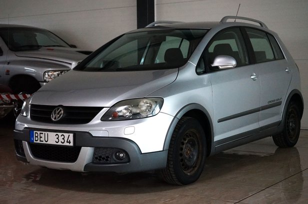 Volkswagen Golf Cross Golf 1.4T 140 HK Drag säljes i Skåne | Blocket