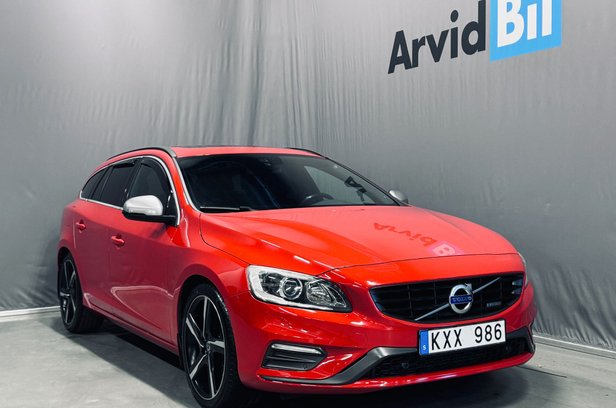 Volvo V60 D5 AWD R-Design Värmare Taklucka Kamera EDT PRO säljes i ...