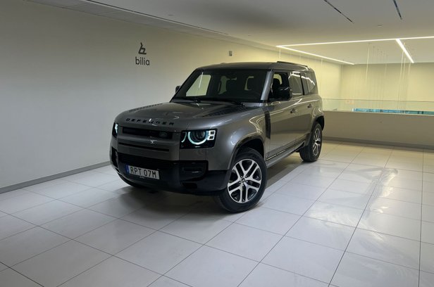 Land Rover Defender 110 P300e X-Dynamic SE säljes i Stockholms stad ...