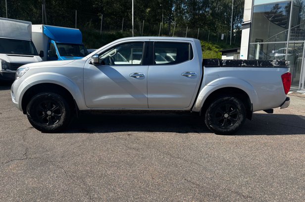 Nissan Navara Dubbelhytt 2.3DCi 4WD Drag 1Ägare -EXPORTNETTO säljes i ...