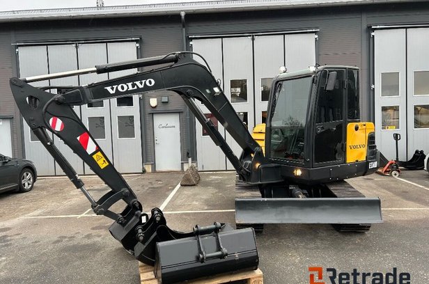 Grävmaskin Volvo EC60 med skopor säljes i Borås | Blocket