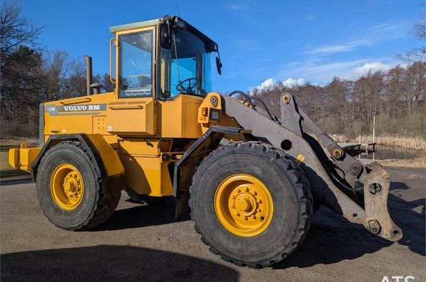 Hjullastare Volvo L70C (SE VIDEO) säljes på Ekerö | Blocket
