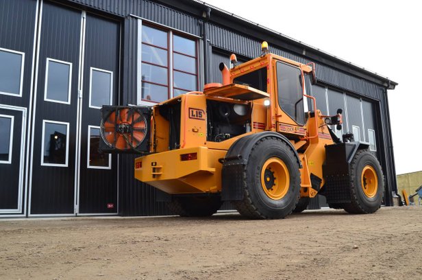 Ljungby L15 300hk 50km/h Lockup 4spak Skevningsfäste CDC BSS säljes i ...