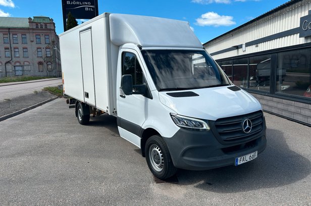 Mercedes-Benz Sprinter 316 CDI Volymskåp Bg-Lyft 1120Kg OBS säljes i ...