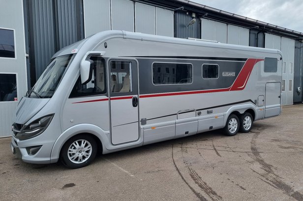 Mercedes-Benz Sprinter Burstner 910 Elegeance Aut, All utr säljes i ...