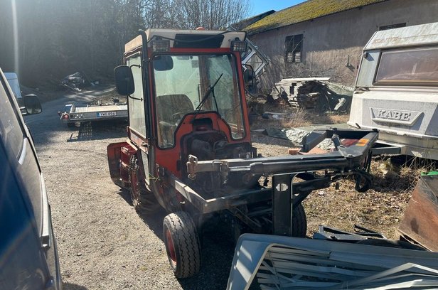 HQ HAKOTRAC 2700 DA säljes i Flera platser | Blocket