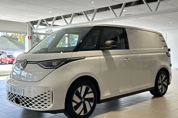 Volkswagen ID. Buzz Cargo HJULBAS: 2989 MM MOTOR: 210 KW (28 säljes i ...