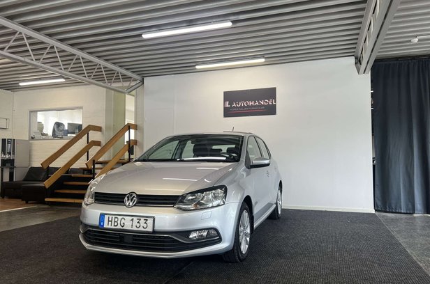 Volkswagen Polo 5-dörrar 1.2 TSI BMT Base Automat Drag säljes i Lund ...