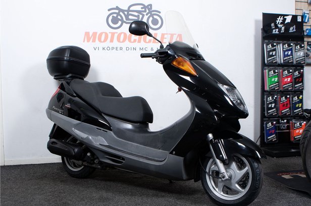Honda FES250 FORESIGHT Frakt 1200kr-Wasa 36m - såld eller borttagen