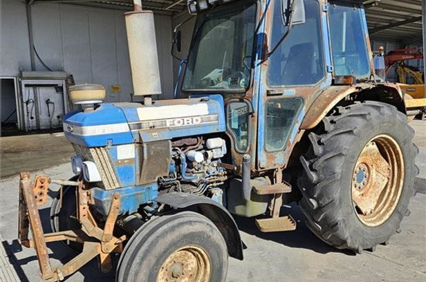 Ford 6810 - 4,4 ton säljes i Svedala | Blocket