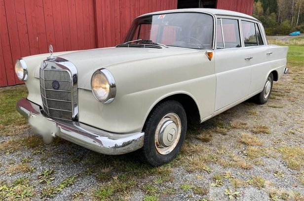 Mercedes-Benz 190 Dc säljes i Kronoberg | Blocket