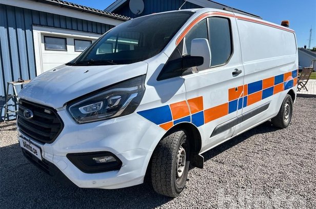 Skåpbil Ford Transit Custom säljes i Båstad | Blocket