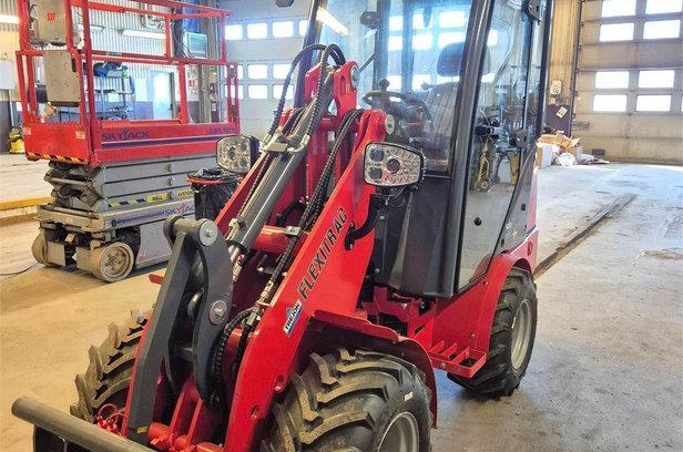 FLEXITRAC 1126 Kompaktlastare med endast 7 timmar säljes i Haparanda ...