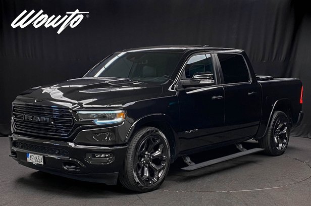 Dodge RAM 1500 Crew Cab 5.7 Limited Night /HuD/Se Spec/Moms säljes i ...