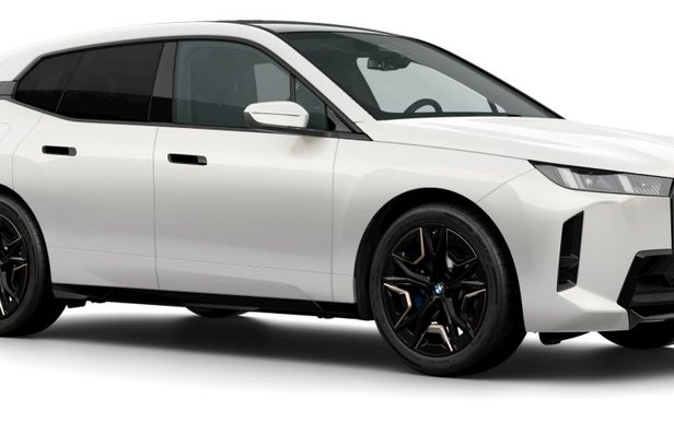 BMW iX xDrive 60 säljes i Gävle | Blocket