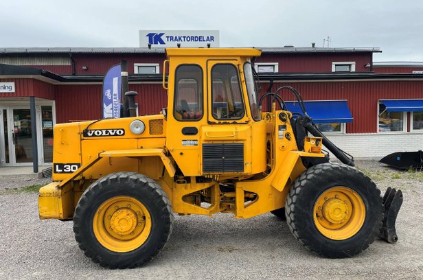 Nu demonteras Volvo BM L30 säljes i Linköping | Blocket