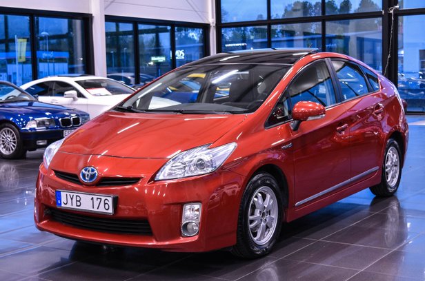 Toyota Prius Hybrid CVT Euro 5|Taklucka|Head up Display säljes i ...