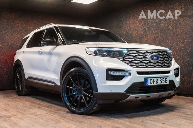 Ford Explorer PHEV Platinum 457hk | MOMS | Drag | Pano | 22" säljes i ...