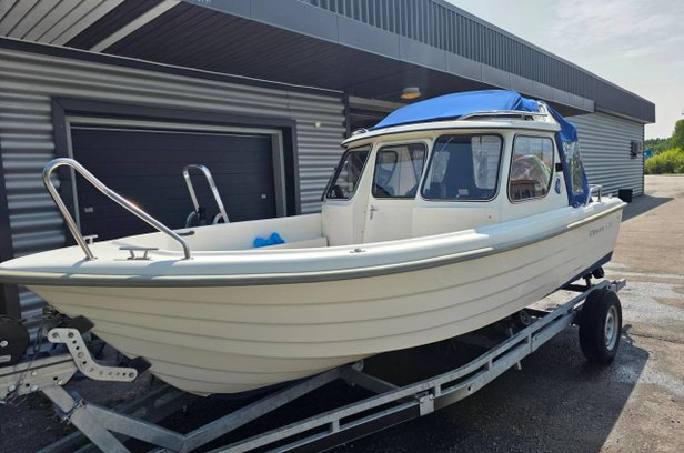 Uttern C56 Mercury 75hk Optimax - FYND säljes - såld eller borttagen