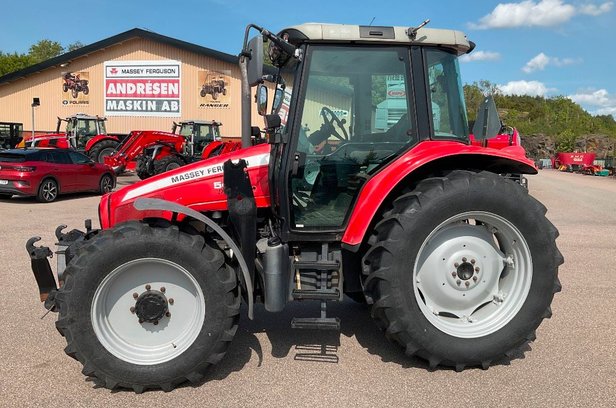Massey Ferguson 5455 säljes i Uddevalla | Blocket