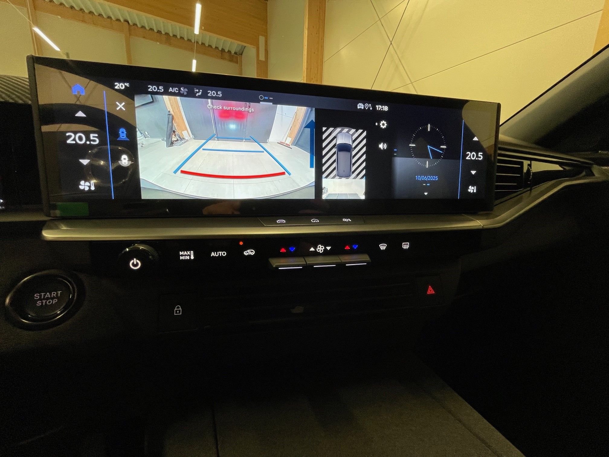 For sale - Opel Grandland Hybrid 136 eDCT, 136hp, 2025 for sale at ...