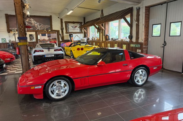 Chevrolet Corvette C4 ZR1 KING OF THE HILL 7900 MIL EV BYTE säljes i ...