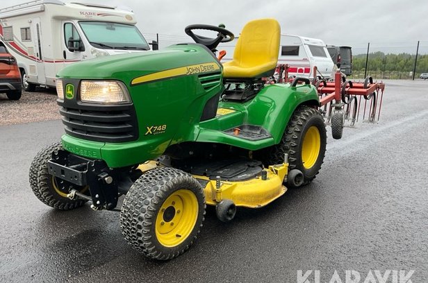 Åkgräsklippare John Deere X748 Ultimate med r säljes i Nyköping | Blocket