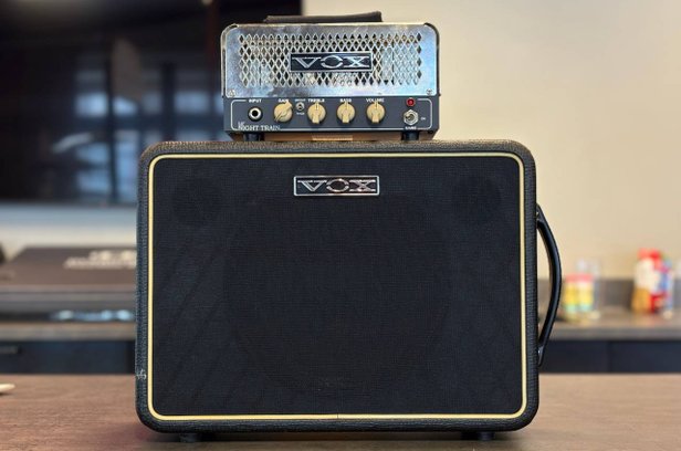 Vox Li’l Night Train Topp+Låda säljes i Jönkö - såld eller borttagen