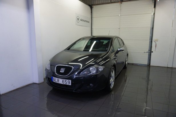 Seat Leon 2.0 TFSI Manuell, Reference, BSR 185hk säljes i Helsingborg ...