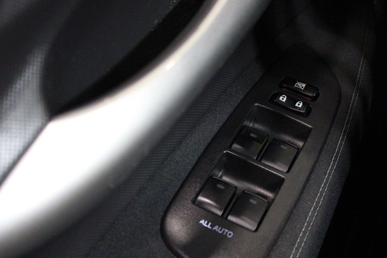 Till salu - Toyota Auris 5-dörrar 1.6 Valvematic MultiMode, 132hk, 2010 ...