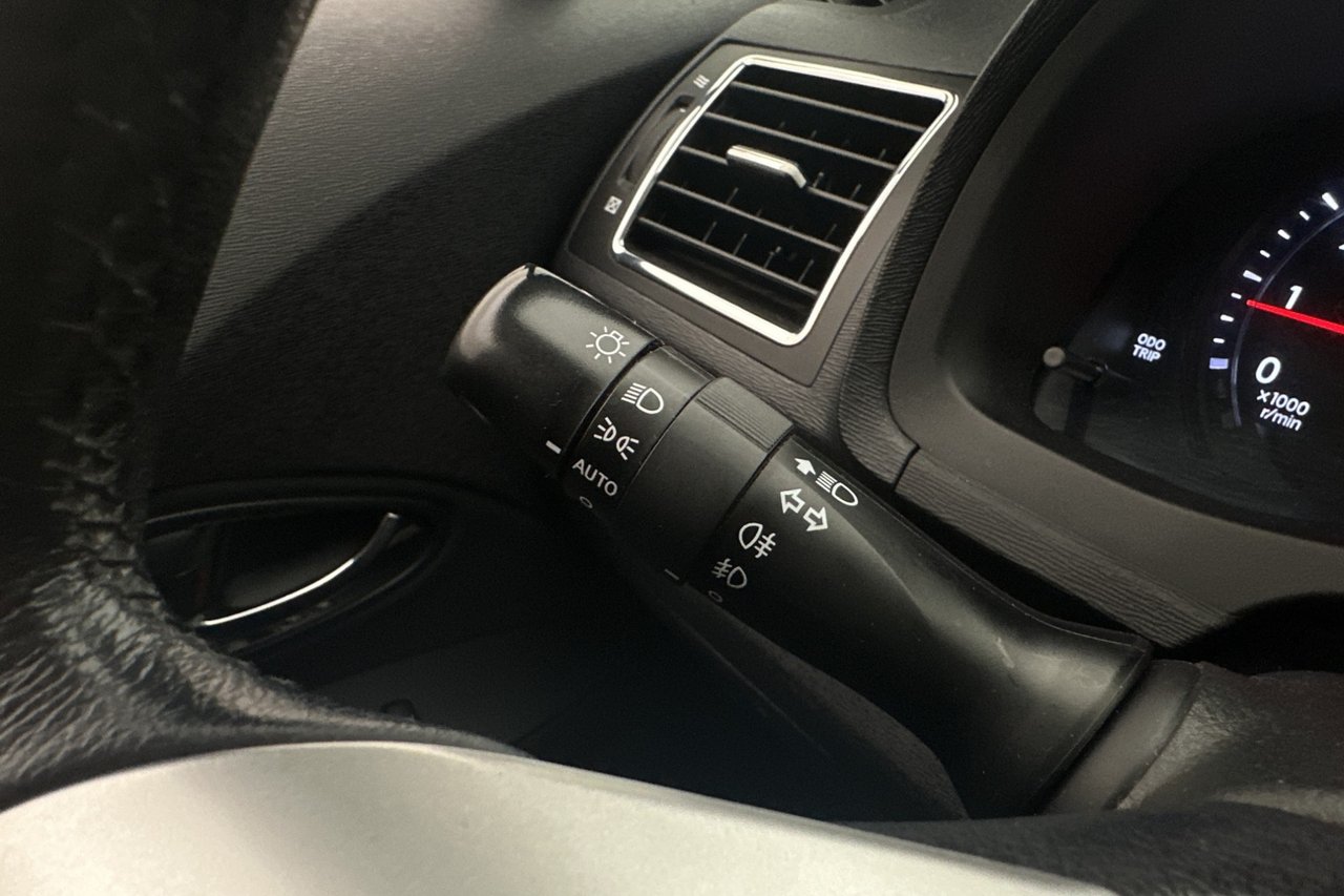 Till salu - Toyota Avensis Kombi 1.8 Valvematic Manuell, 147hk, 2015 ...