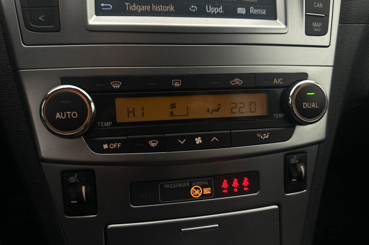 Till salu - Toyota Avensis Kombi 1.8 Valvematic Manuell, 147hk, 2015 ...