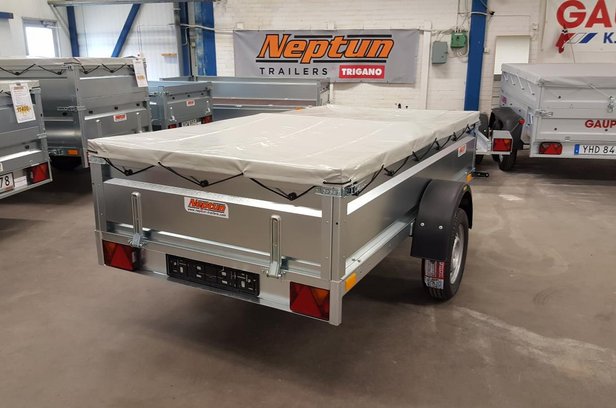 Obromsad EU släp: Neptun Pro N7-263 med presenning säljes i Flera ...