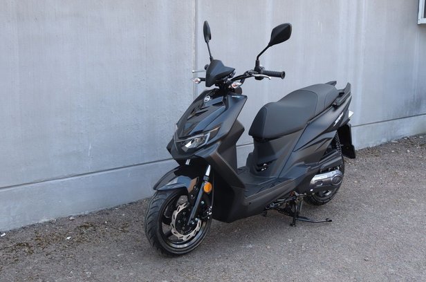 SYM JET 4 RX4 2-års garanti, räntefritt, Mopedklass 1 45km/h säljes i ...