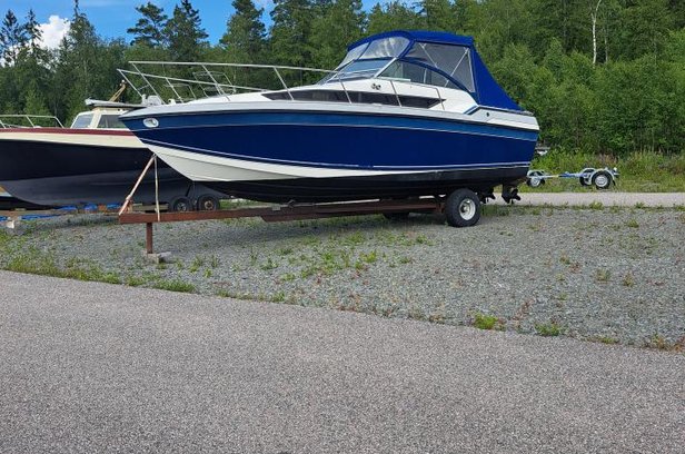 Formula 28 dubbla motorer Räntefritt säljes i Laxå | Blocket