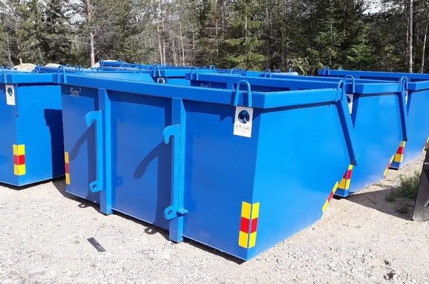 Fodercontainer/ skräp- eller gödselcontainer säljes i Kramfors | Blocket