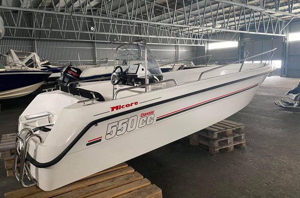 Micore 550 CC -ny sista utställnings båten räntefritt säljes i Laxå ...