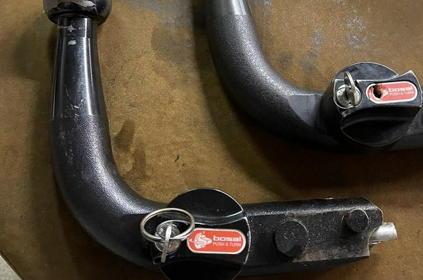 Bosal dragkrok till Saab 9-3 och 9-5 samt Cad - såld eller borttagen