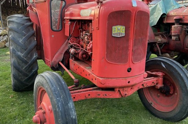 Nuffield 3/42, 3-cyl. BMC diesel, säljar f. h - såld eller borttagen