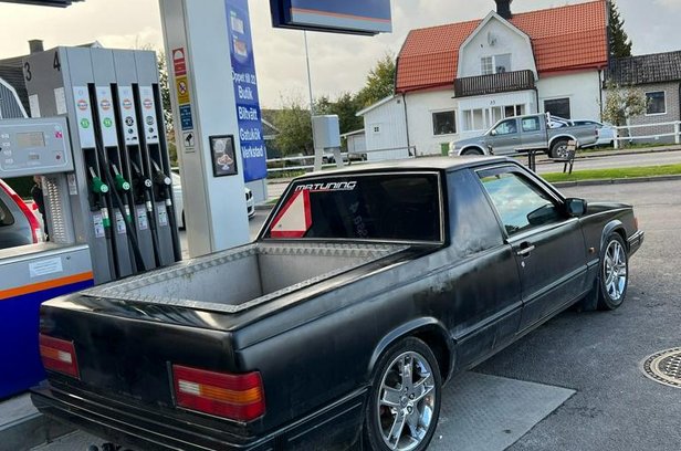 A traktor kapad volvo 740 säljes i Grästorp | - såld eller borttagen