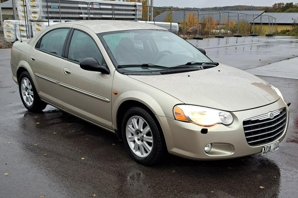 Chrysler Sebring 2.7 V6 24V 203hk säljes i Hässleholm | Blocket