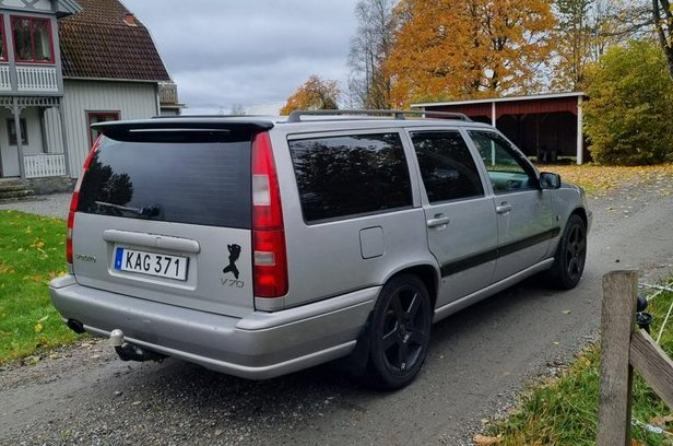 Volvo V70 v70 gen1 170hk säljes i Alvesta | B - såld eller borttagen