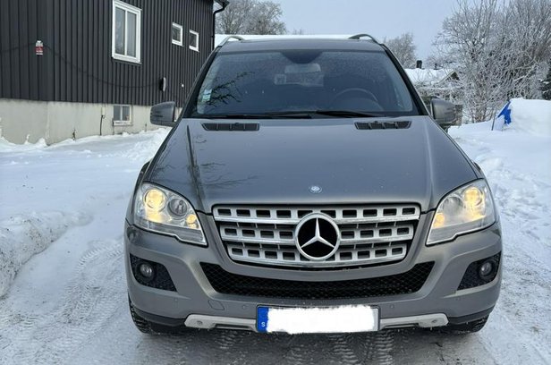 Mercedes-Benz ML Mercedes ML 300 CDI 4Matic Navi, parkerings säljes i ...