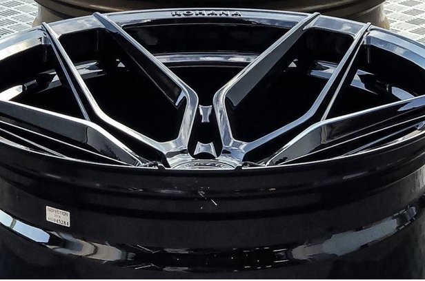 Rohana RFX 11 Gloss Black säljes i Trelleborg - såld eller borttagen