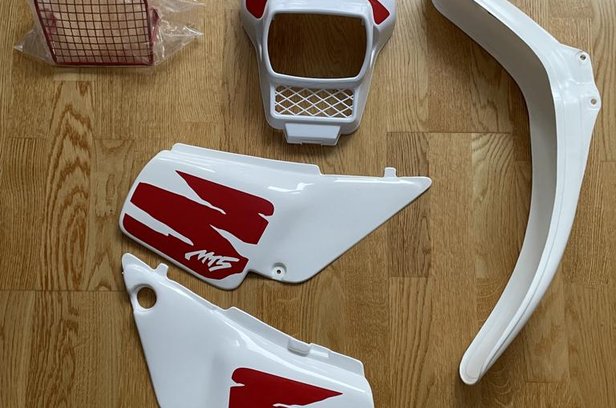 Honda mt5 renoveringssats säljes i Örebro | B - såld eller borttagen