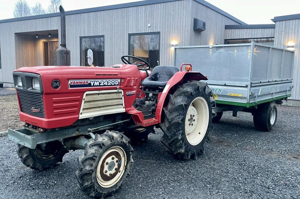 Traktor Yanmar YM2420D + Tippbara K-vagnen 20 - såld eller borttagen