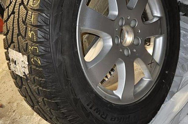 4st Nya HANKOOK 235 65 R17 Vinterdäck + fälg - såld eller borttagen